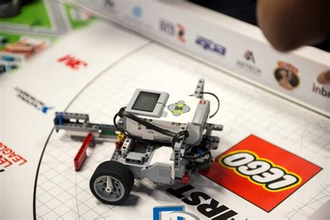 Programacao De Robotica Lego 60421 Lego® City Robot World Nostalgic
