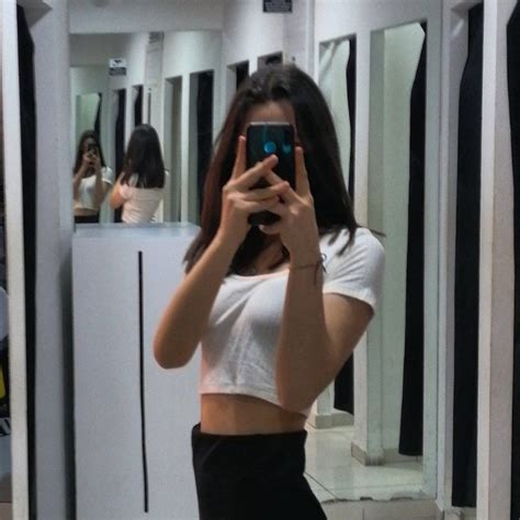 Esmanur Aktaş Medium