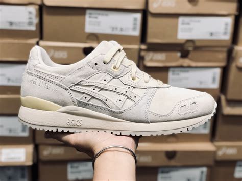 N N Shoes Shop ASICS GEL LYTE III OG VANILLA SMOKE GREY