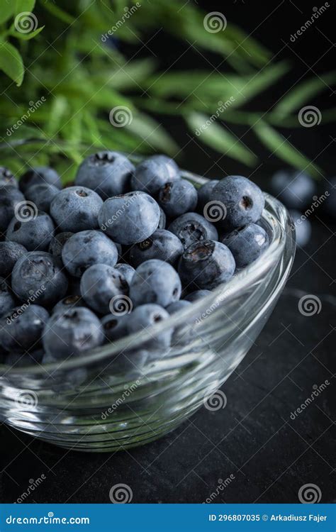Blueberry Antioxidant Organic In A Bowl Stock Image Image Of Glass Snack 296807035