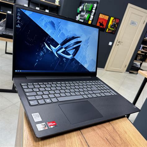 Ноутбук Lenovo V15 G2 ALC/ 15.6" FullHD/ AMD Ryzen 5 5500U (6 ядер/ 12 ...