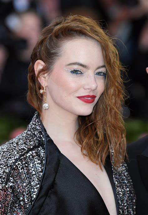 These Celebrity Glitter Makeup Ideas Will Inspire Your Nye Glam