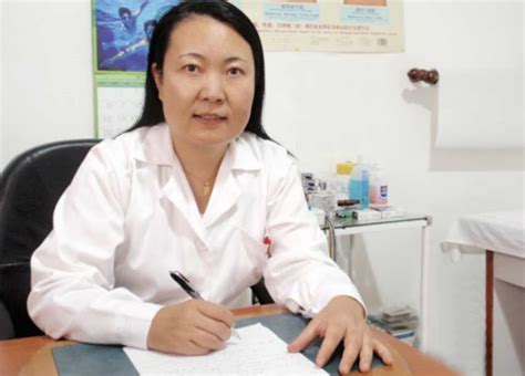 Foto Wang Ying Escuela Li Ping De Acupuntura Y Mtc