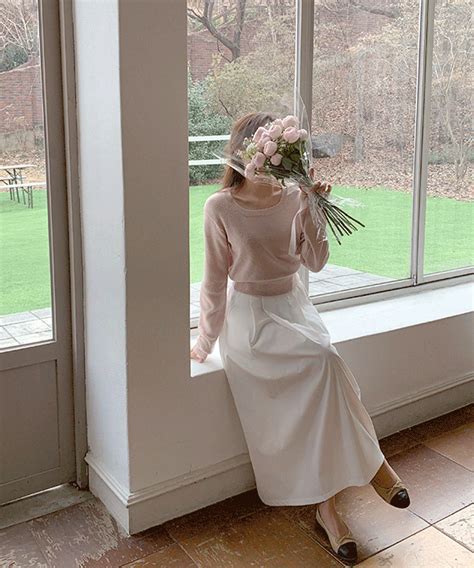 [봄신상💝] 머지 스퀘어넥 니트 4color 봄 화이트데이 데이트룩 하객룩 데일리룩 출근룩 오피스룩 졸업식룩 여리 기본 퍼 트위드 청바지 니트 자켓 가디건 여리핏 스퀘어넥 긴팔