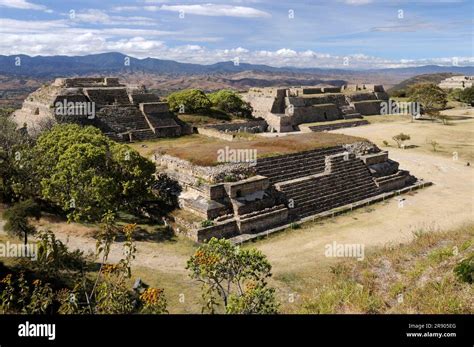 Monteculo M And Galeria De Los Danzantes Monte Alban Oaxaca Mexico