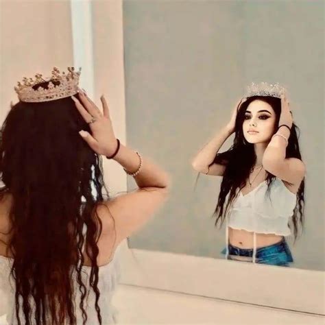 Angry Girl دختر عصبانی