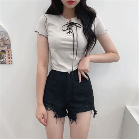 미니미 코르셋 배색 물결 크롭 슬림핏 반팔 티셔츠츄블랑 에이블리