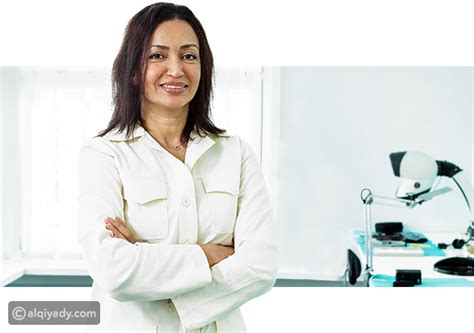 تعرفوا على الدكتورة علياء جاد وقناتها الثقافية الصحية على يوتيوب