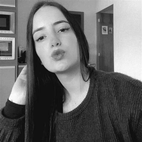 Camila Camilaa Dapper • Threads Say More