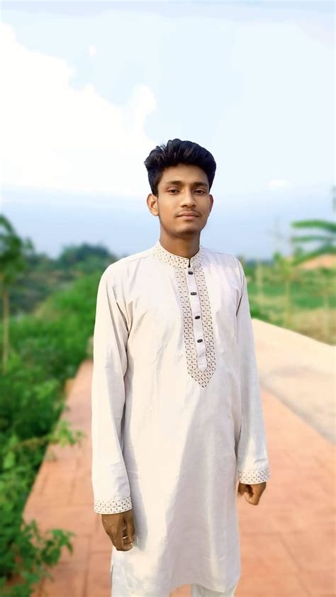 Anika আপু ভাইরা আমি অনেক অসুস্থ ও অসহায় একটি মেয় আমাকে ক্যা ন্সারে আ ক্র মণ করেছে