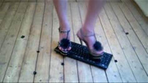 Lucky Keyboard Full Hd Mov Dianas Fetish Lounge Clips4sale