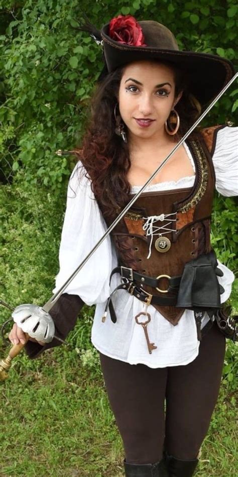 Pin By Tyr Oakley On Ttrpg Character Ideas Renaissance Fair Outfit