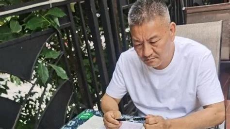 56岁考王梁实第27次参加高考，预测今年能考570分凤凰网视频凤凰网