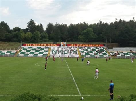 Локомотив загуби в Мездра с 0 2 от гостите от Горна Оряховица