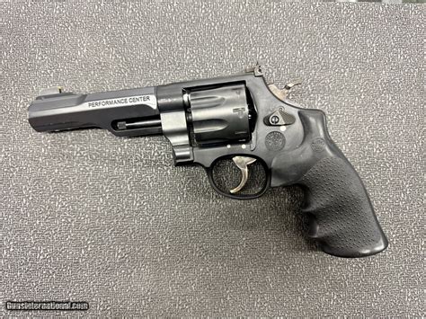 Smith And Wesson 327 Trr8 Performance Center 357 Mag