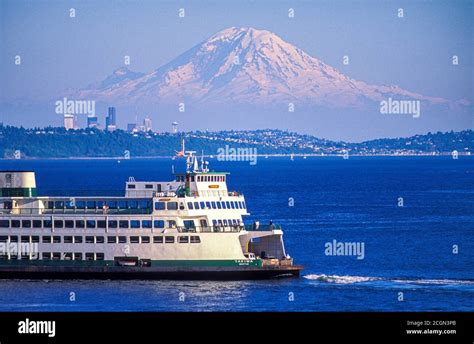 Clipart Seattle Skyline Ferry Boats