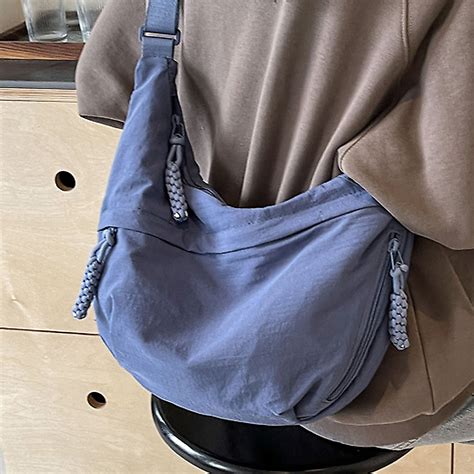 글램디브 [당일출고 여성가방] 레프딘 패브릭 빅사이즈 사선 크로스백 A2194 여름가방 데일리가방 심플가방 크로스백 여자가방 대학생가방 캠퍼스룩 오피스룩 보부상가방