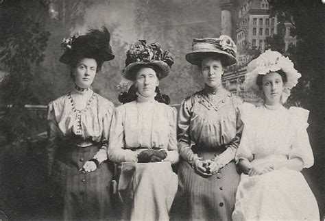 Elegant Photos Show Womens Fashion Styles In The 1890s Vintage News
