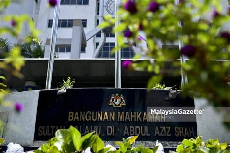 Hukuman Bekas Hakim Dikurangkan Kepada Penjara Sehari Denda Rm12000