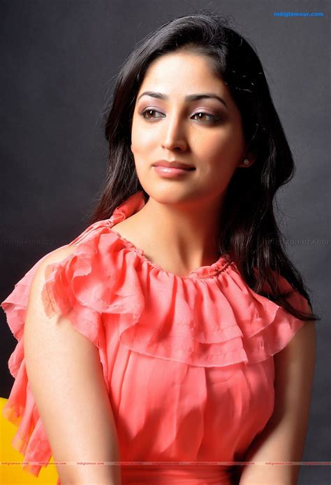 Yami Gautam Actress Hd Photosimagespics And Stills 92523