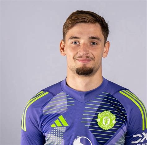 Confirmed Hubert Graczyk Joins Manchester United After Leaving Arsenal