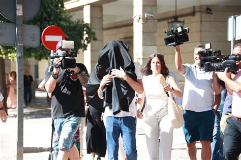 Un Juzgado De Sevilla Corrobora Que La Ley Trans Desactiva La Ley De Violencia De Género E