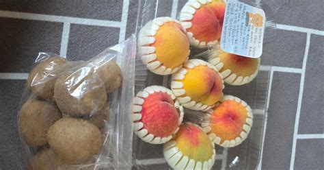 이웃 여고생에 우산 빌려줬더니문앞에 놓인 뜻밖의 선물