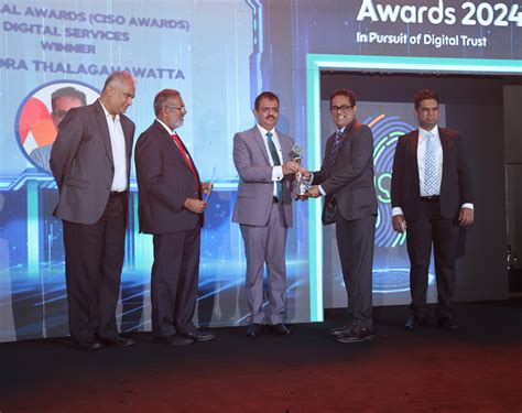 Axiata Digital Labs Ravindra Thalagahawatta Makes History At Digit Awards Axiata Digital Labs