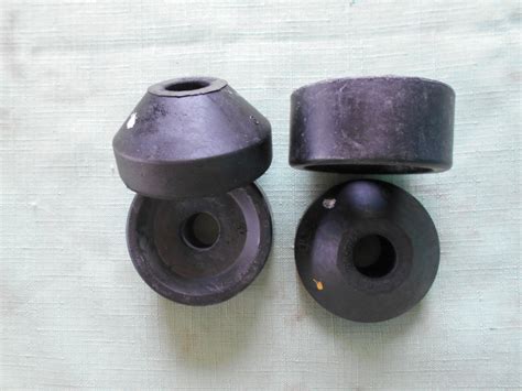 Diff Mount Bush Kit Front 4 Triumph Stag TR5 TR250 TR6 2000 2500 Pi All Estates Mk2