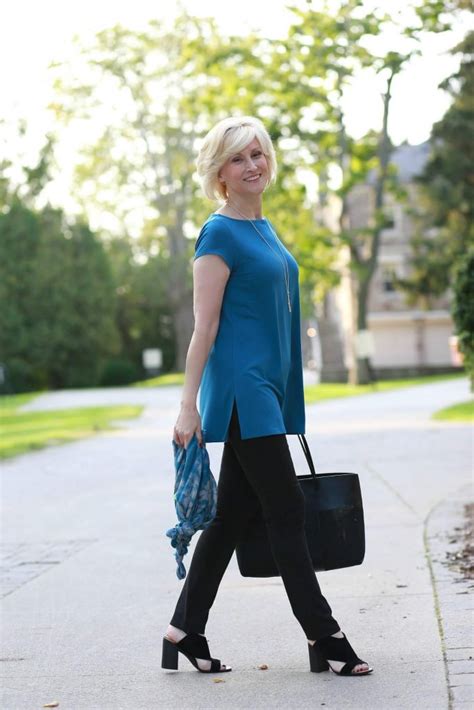 Stylish Tunics To Wear With Leggings Modern Tunic Outfits For Women Over 50