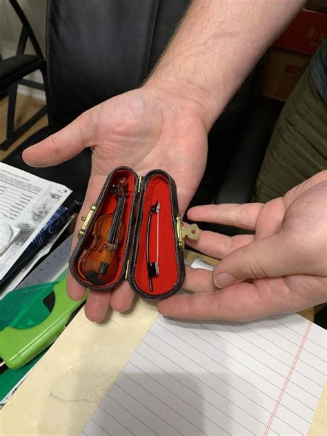 Tiny Violin
