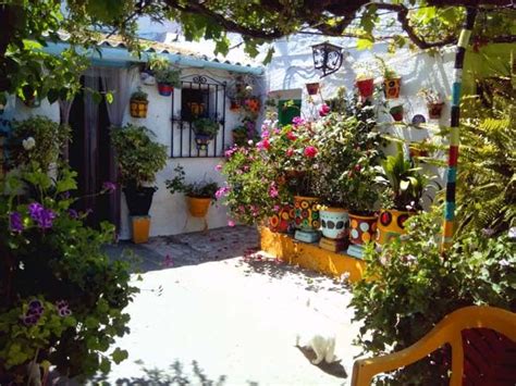 El Concurso De Patios Balcones Y Ventanas Contará Con 27 Participantes