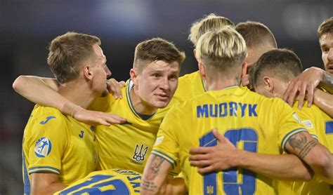 Іспанія Україна кого суперник виділив у складі збірної України в 1