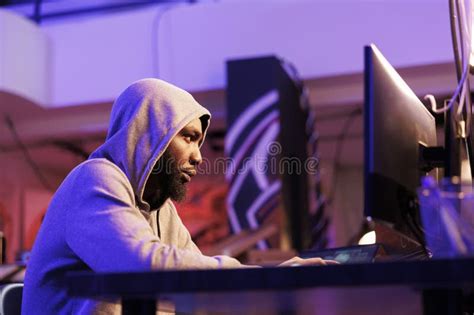 Scammer Using Malicious Software Stock Image Image Of Scammer Malware 290186943