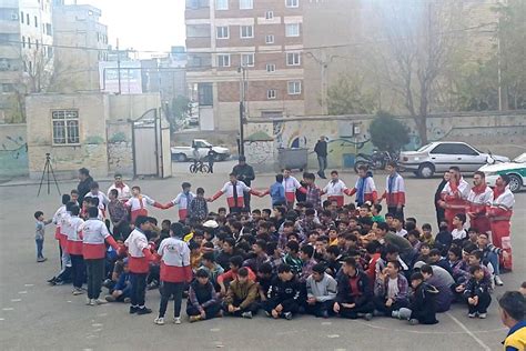 برگزاری مانور زلزله و ایمنی در مدرسه پایلوت شهرستان شهریار