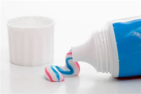 Why You Should Never Use Toothpaste On Pimples Derma Drink