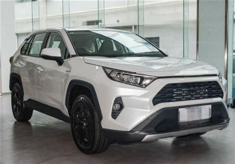 丰田适合女性开的suv 有驾