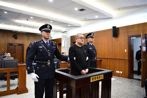孙小果死刑 凤凰网资讯 凤凰网