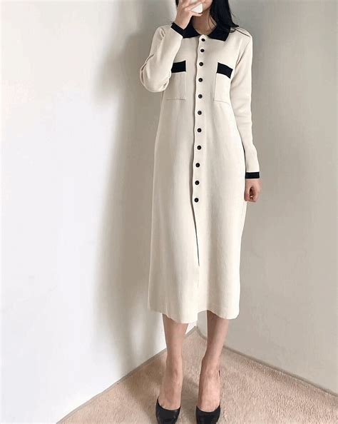 배색 니트 카라 롱 단추 원피스