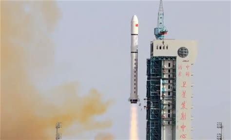 中国航天今日双喜临门我国再次成功发射一箭三星 手机新浪网
