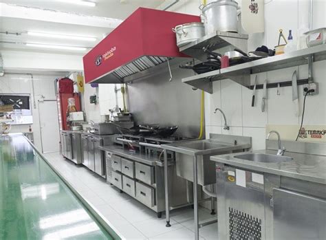 cozinha exclusiva para delivery ele vende 20 mil pratos por mês