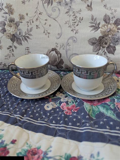 Чаши за кафе Съдове Сервизи Прибори София Два броя чаши с чинийки за кафе Размер на