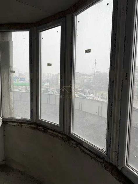 693 м2 Продається ЗДАНА 2к квартира на ДОВЖЕНКА 2 поверх Соцпрограми 51 997 Продаж