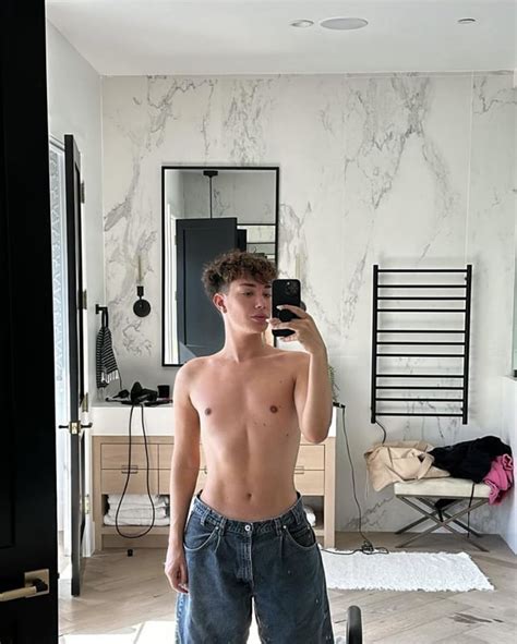 Look At Those Nipples 🤤 R Jamescharlespics