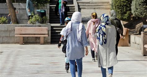 شرط اجازه پدر یا پدربزرگ برای منجمد کردن تخمک دختران مجرد و مستقل