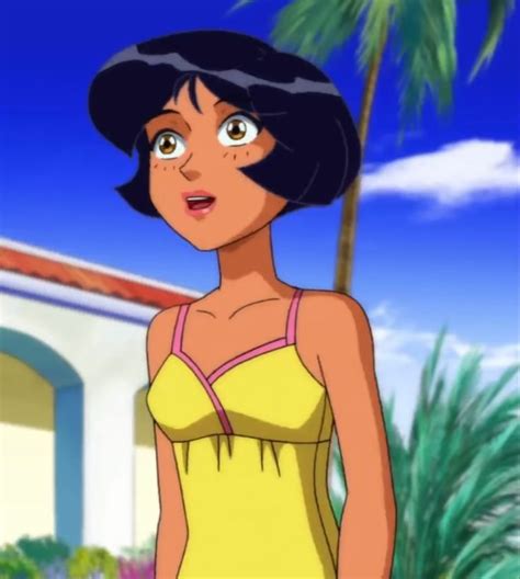 Pin De 🍃andré🧚🏾 Em Alex De Totally Spies Espiãs Três Espiãs Demais