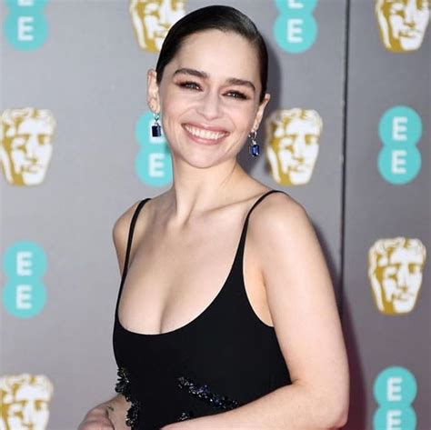 Emiliaclarke • Instagram Photos And Videos Emilia Clarke Actresses Woman Crush Everyday