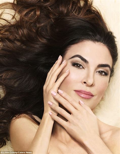 Adele Uddo Hand Model