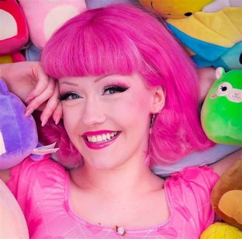 Evie Rees Biography Wiki Age Height Career Photos More