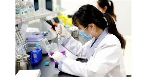 Китайският лидер призова за засилване на фундаменталните научни изследвания